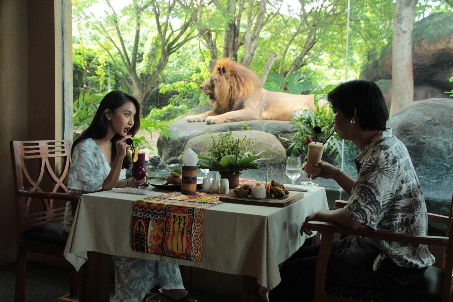 Breakfast with Lions, a Unique Dining Experience